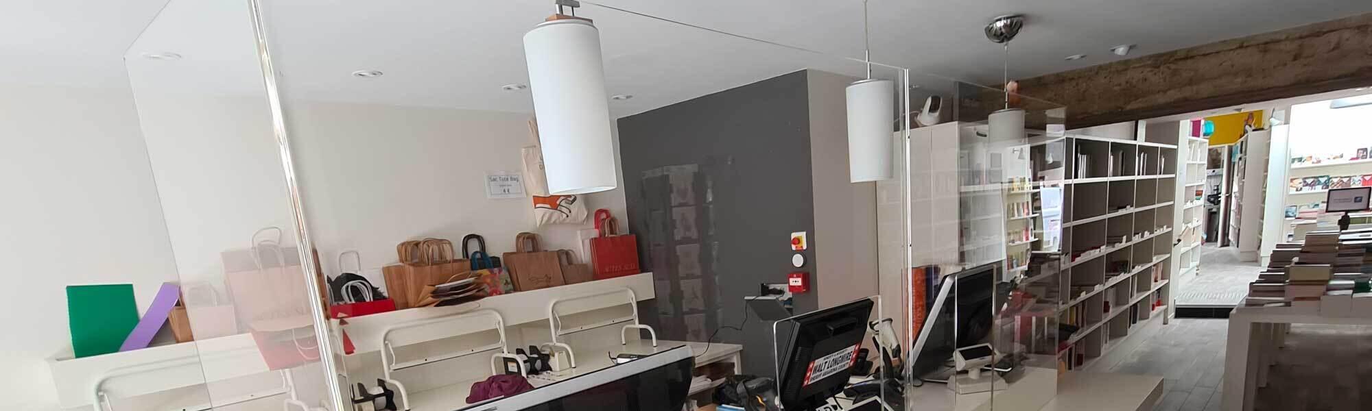 Pluxi, la solution plexi | Protections de comptoir