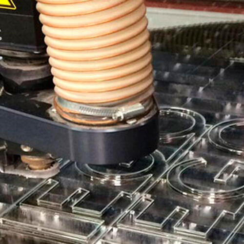 Pluxi, la solution plexi | Présentation